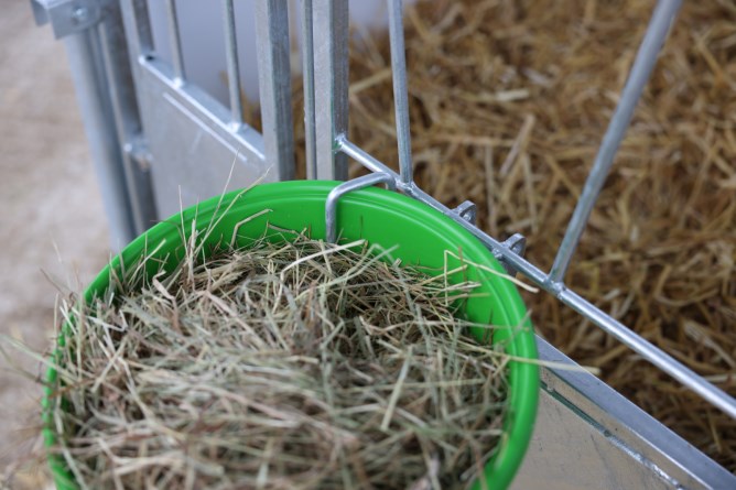 Futterschale,Agrarbedarf,K ... - Albert Kerbl GmbH