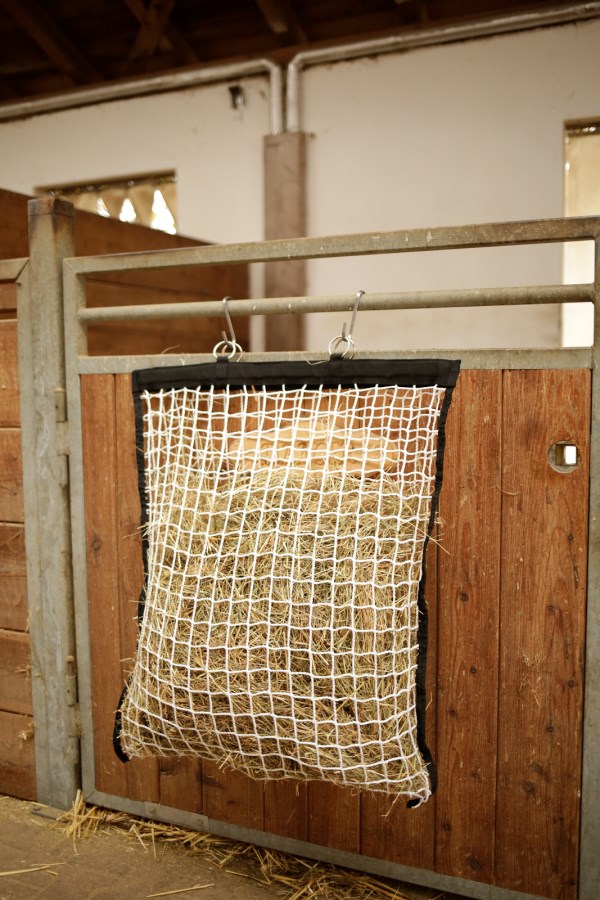 Hay Net with Filling Aid,H ... - Albert Kerbl GmbH