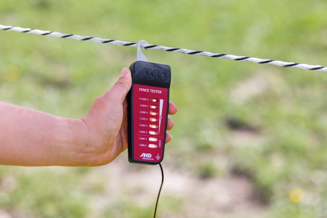 AKO Fence Tester, 8-tier,F ... - Albert Kerbl GmbH