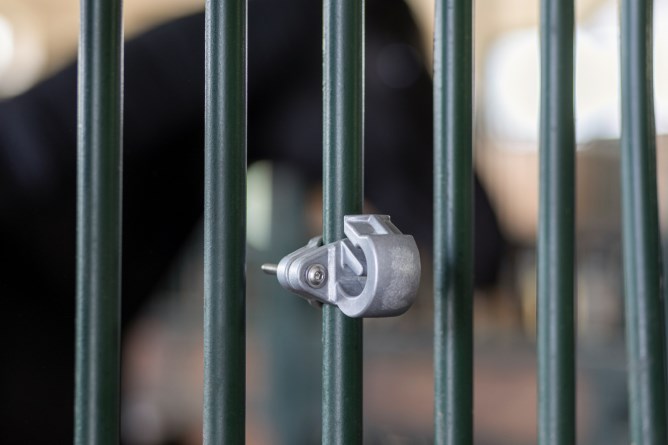 Hay Net Retaining Hook,Sta ... - Albert Kerbl GmbH